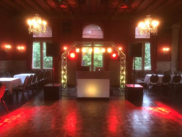 Een volledige disco show op iedere locatie – Yaow! Events